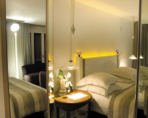 Pershing Hall Paris 5 étoiles | 49, Rue Pierre Charron 75008