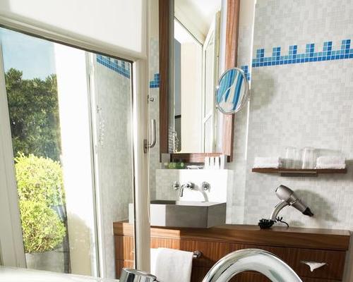 Radisson Blu Champs-Elysées, Paris 4 star | 78 Bis Avenue Marceau