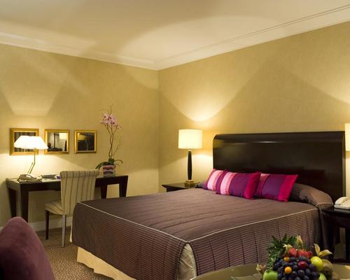 Warwick Champs-Elysees Paris 4 star | 5 rue de Berri 75008